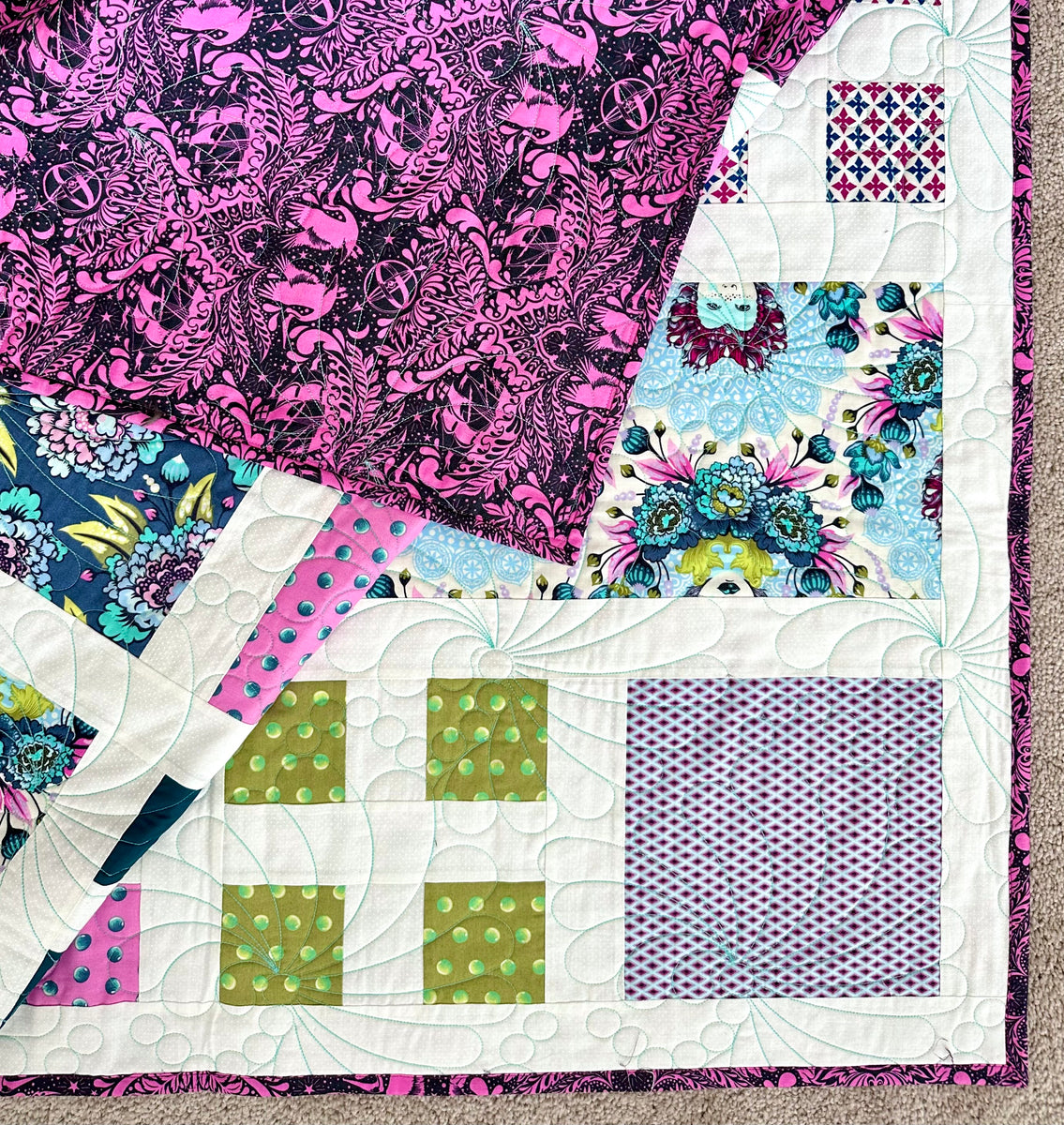 Tula Pink Modern Block Finished Quilt 60" x 80" – Sewcial Stitch
